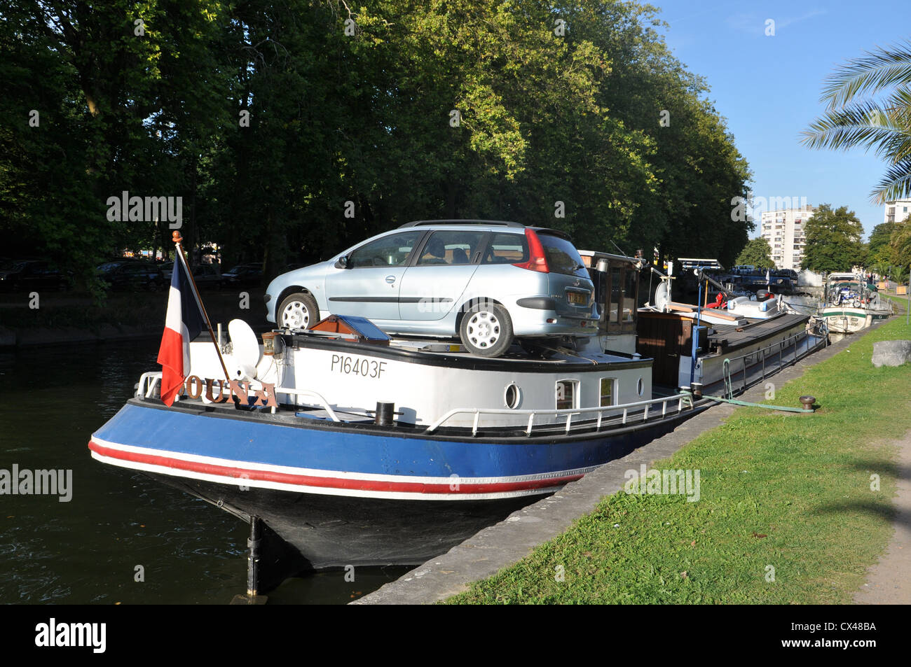 Car As A Boat High Resolution Stock Photography and Images - Alamy
