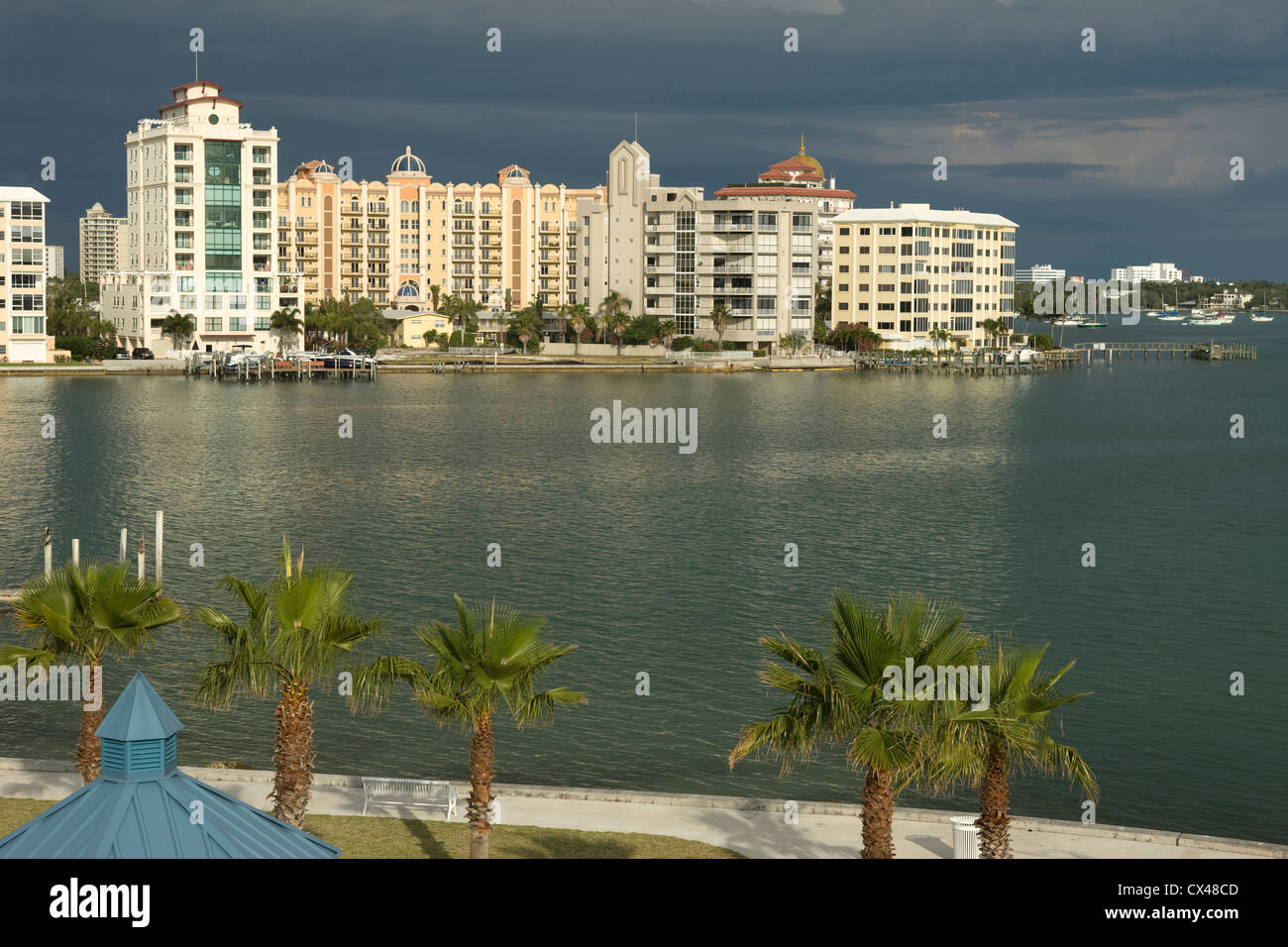 GOLDEN POINTE PARK BAYFRONT DRIVE SKYLINE DOWNTOWN SARASOTA FLORIDA USA ...