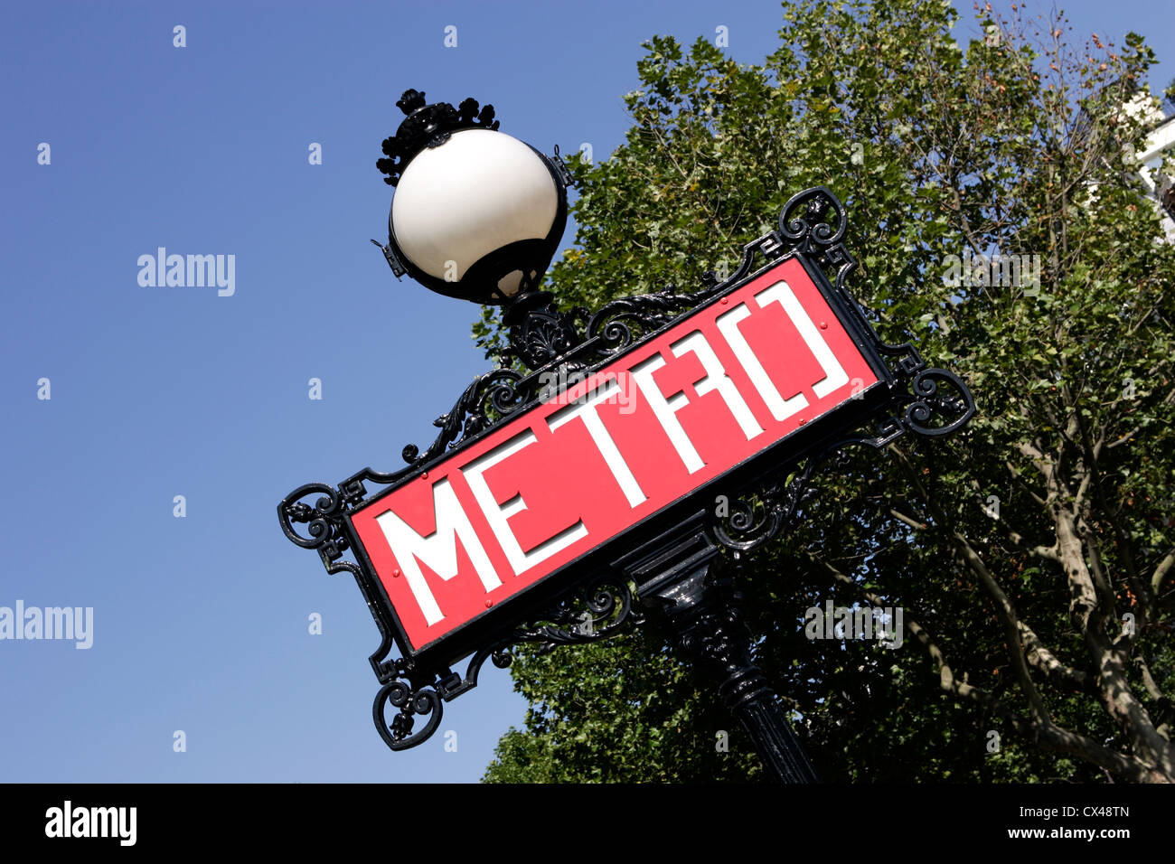Entry of Metro, Paris Stock Photo - Alamy