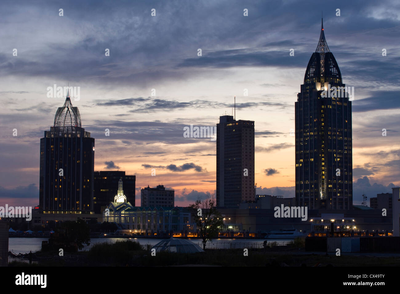 RSA TOWER BATTLE HOUSE BUILDING DOWNTOWN SKYLINE MOBILE ALABAMA USA ...