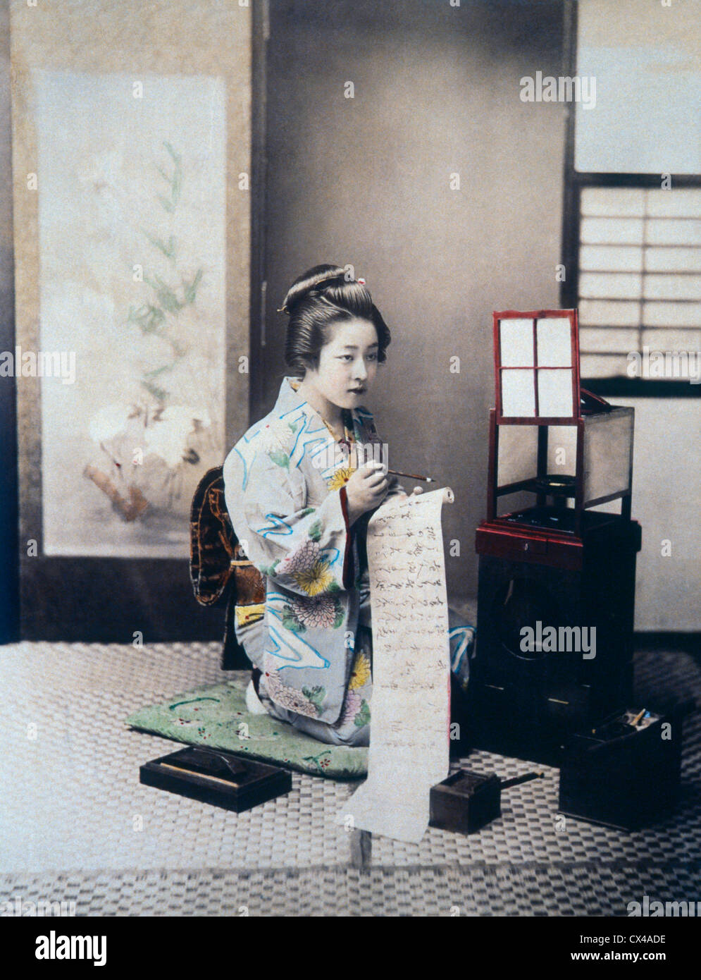 Japanese woman writing letter hi-res stock photography and images - Alamy
