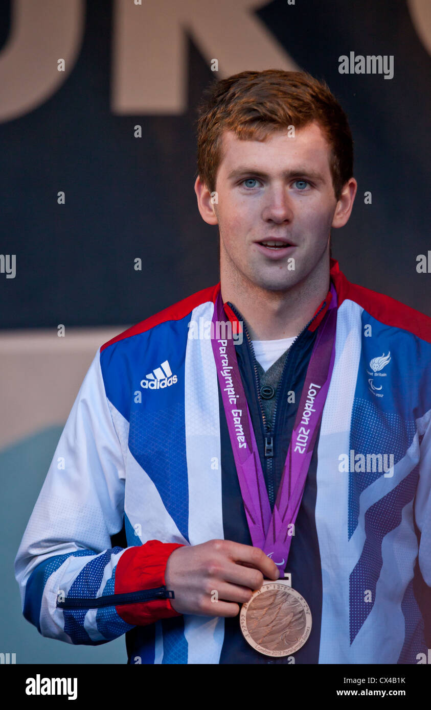 Bronze medal winnner hi-res stock photography and images - Alamy