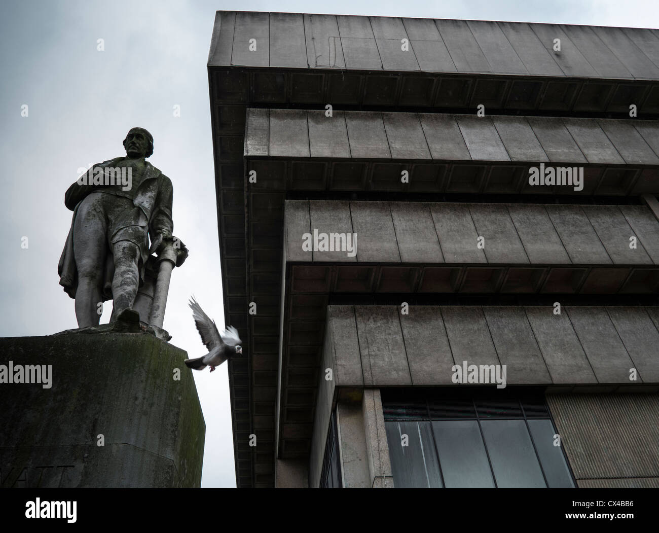 Old birmingham central library hi-res stock photography and images - Alamy