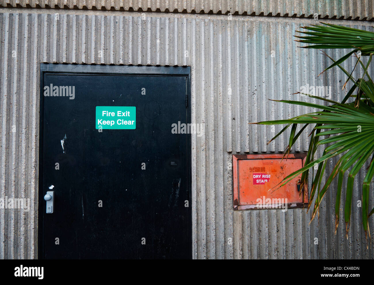 Inverted ziggurat hi-res stock photography and images - Alamy