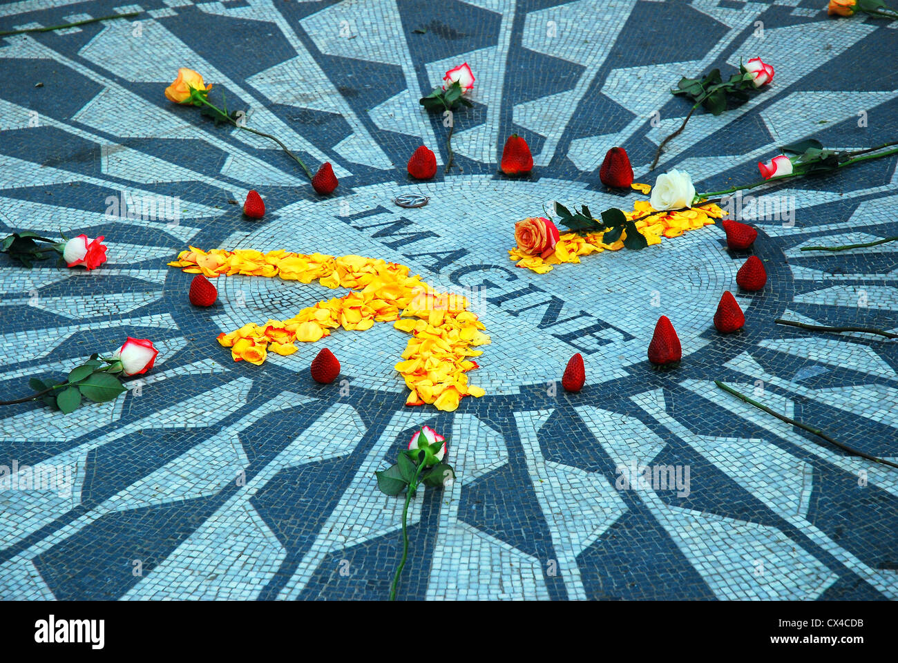 Imagine strawberry fields john hi-res stock photography and images - Alamy