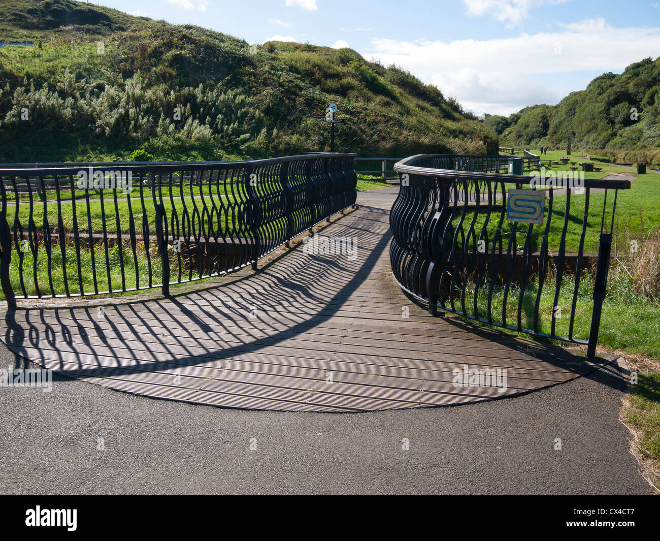 Steel footbridge hi-res stock photography and images - Alamy