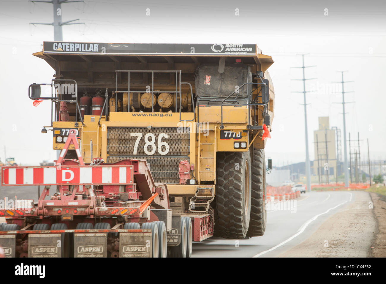 Load haul dump hi-res stock photography and images - Alamy