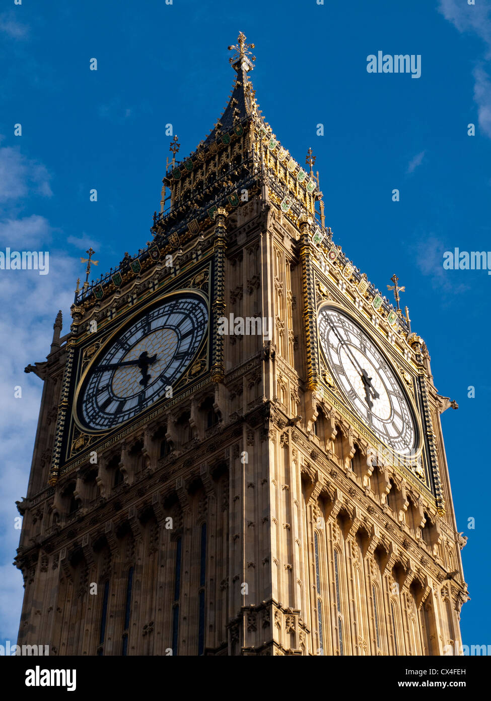 Big Ben clock tower situated at the north end of the Palace of ...
