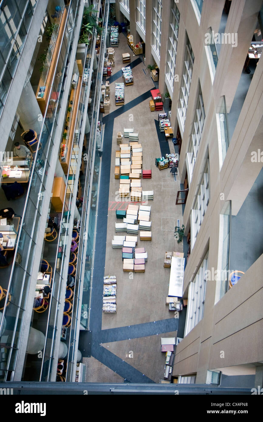 Interior of the Vancouver public library Stock Photo - Alamy
