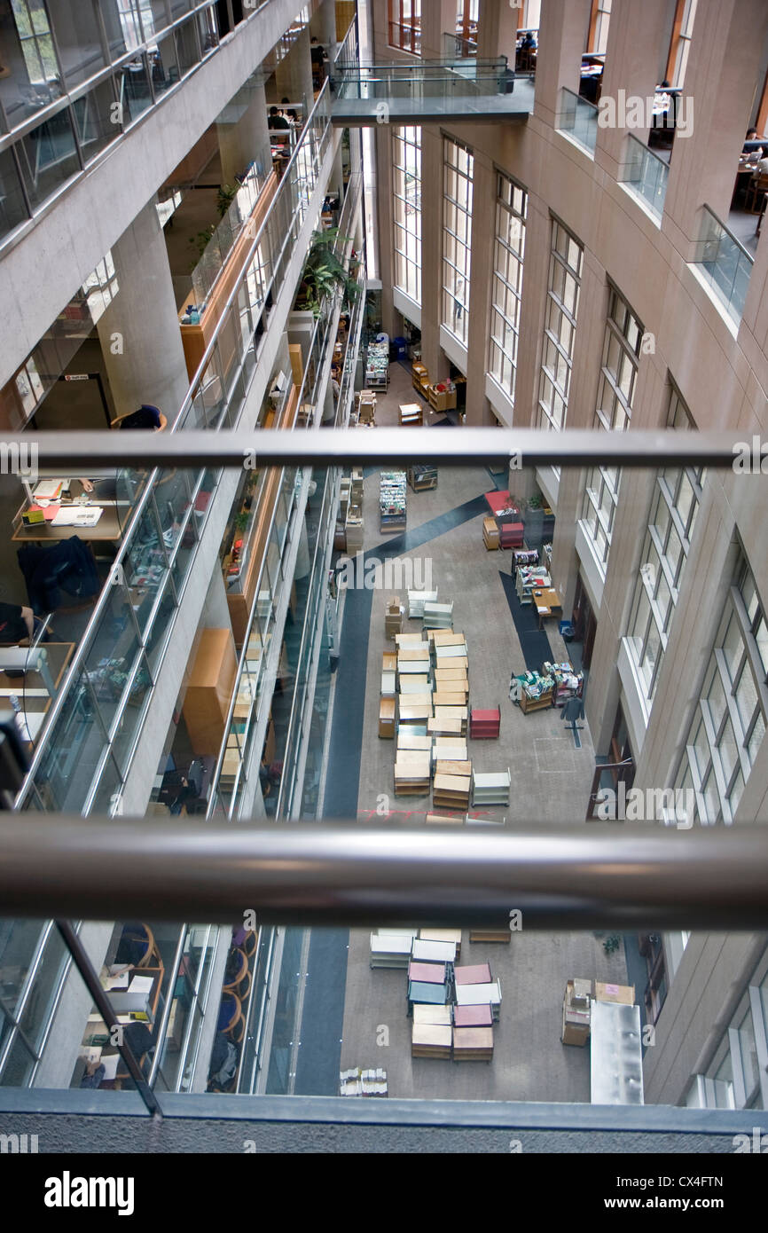 Interior of the Vancouver public library Stock Photo - Alamy