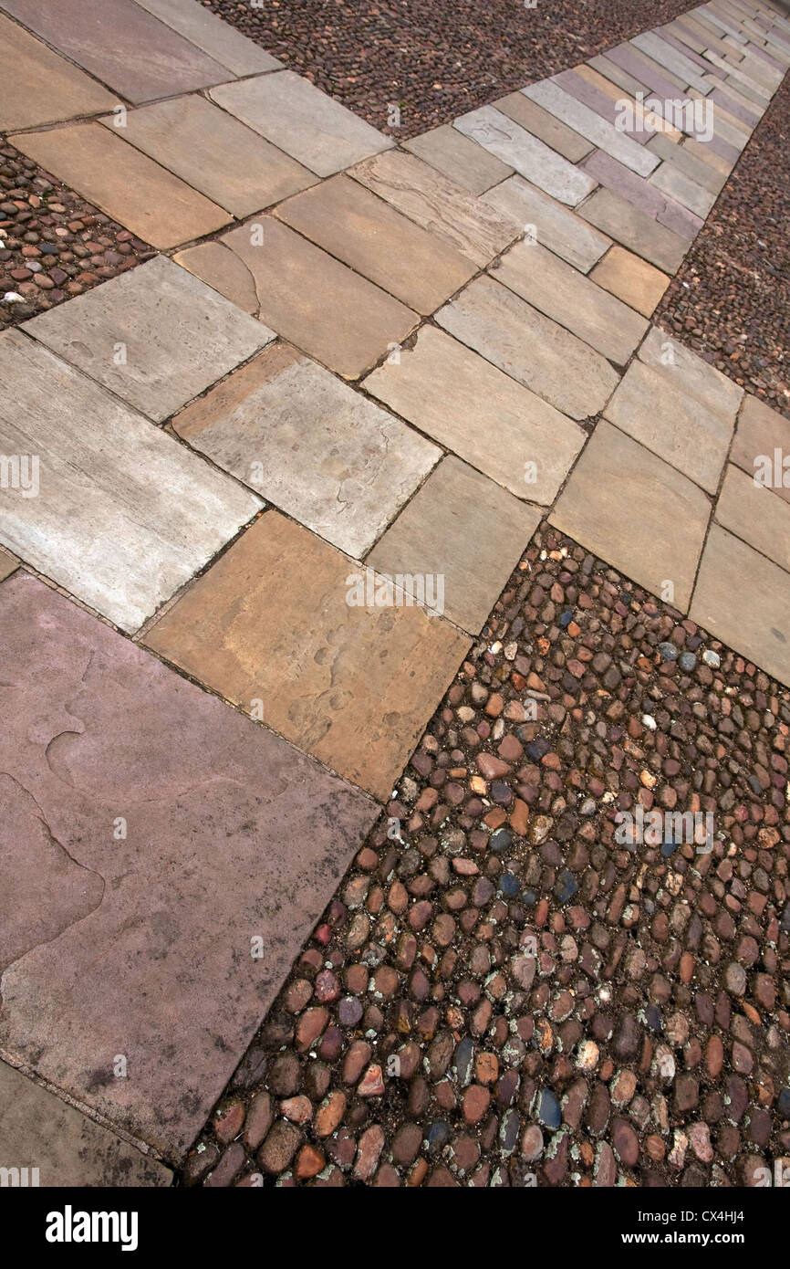 Paved quadrangle hi-res stock photography and images - Alamy