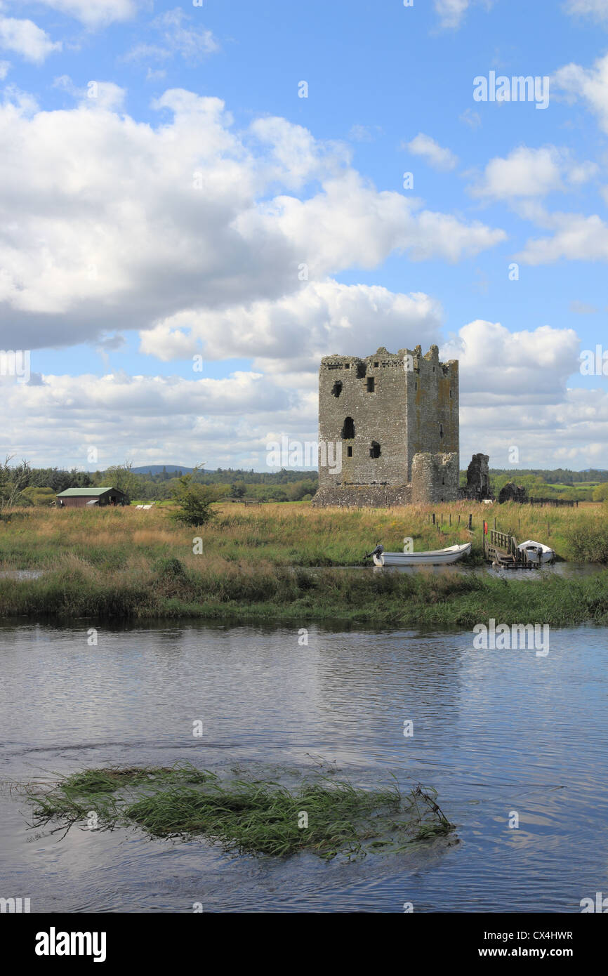 Threave Castle & The River Dee, Dumfries and Galloway, Scotland, UK ...