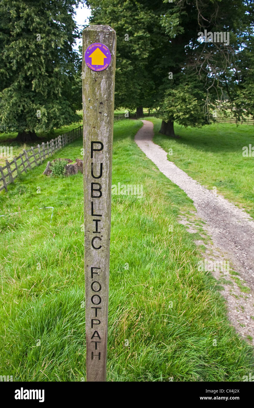 Public pathway hi-res stock photography and images - Alamy