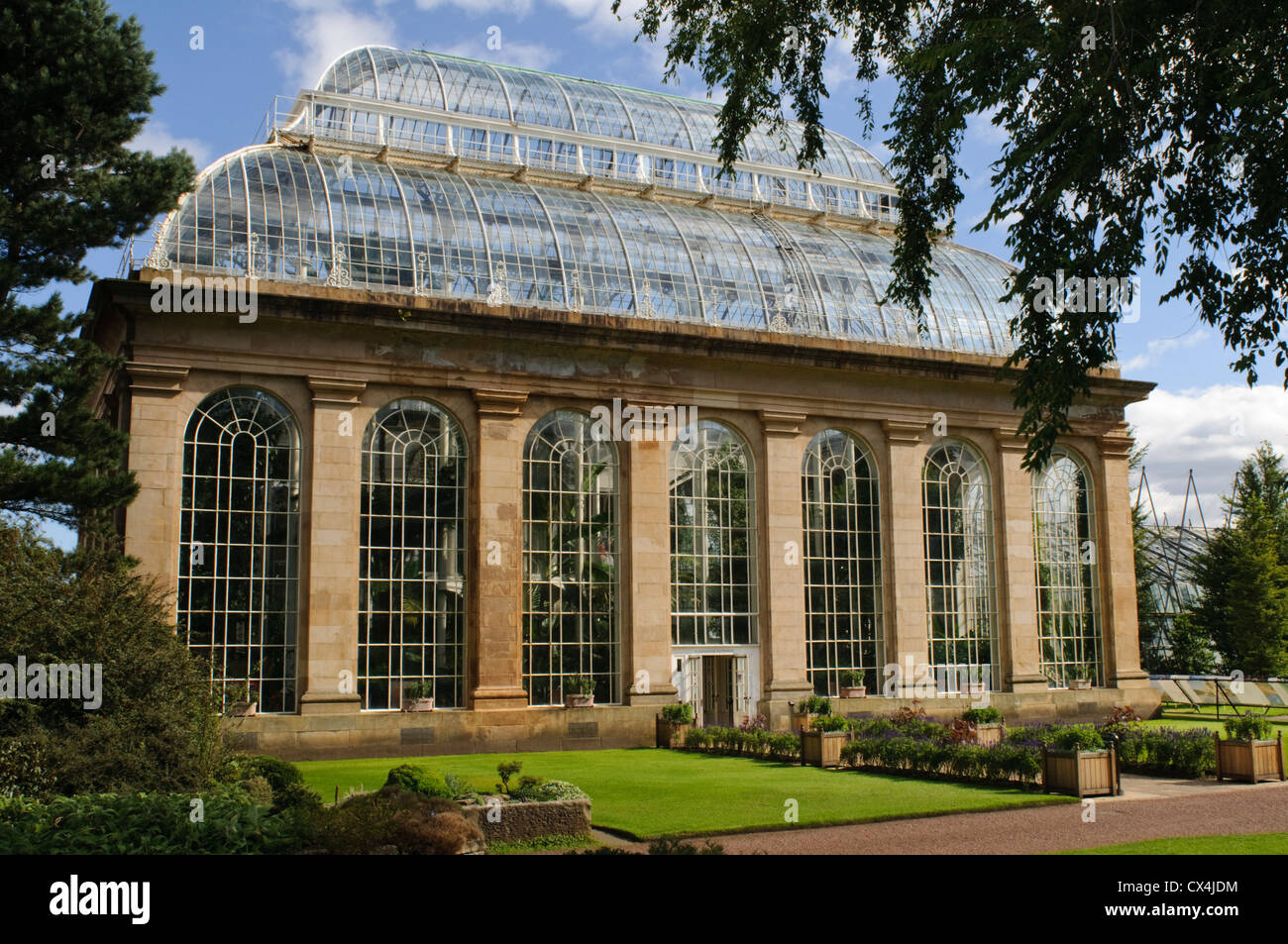 Edinburgh public garden hi-res stock photography and images - Alamy