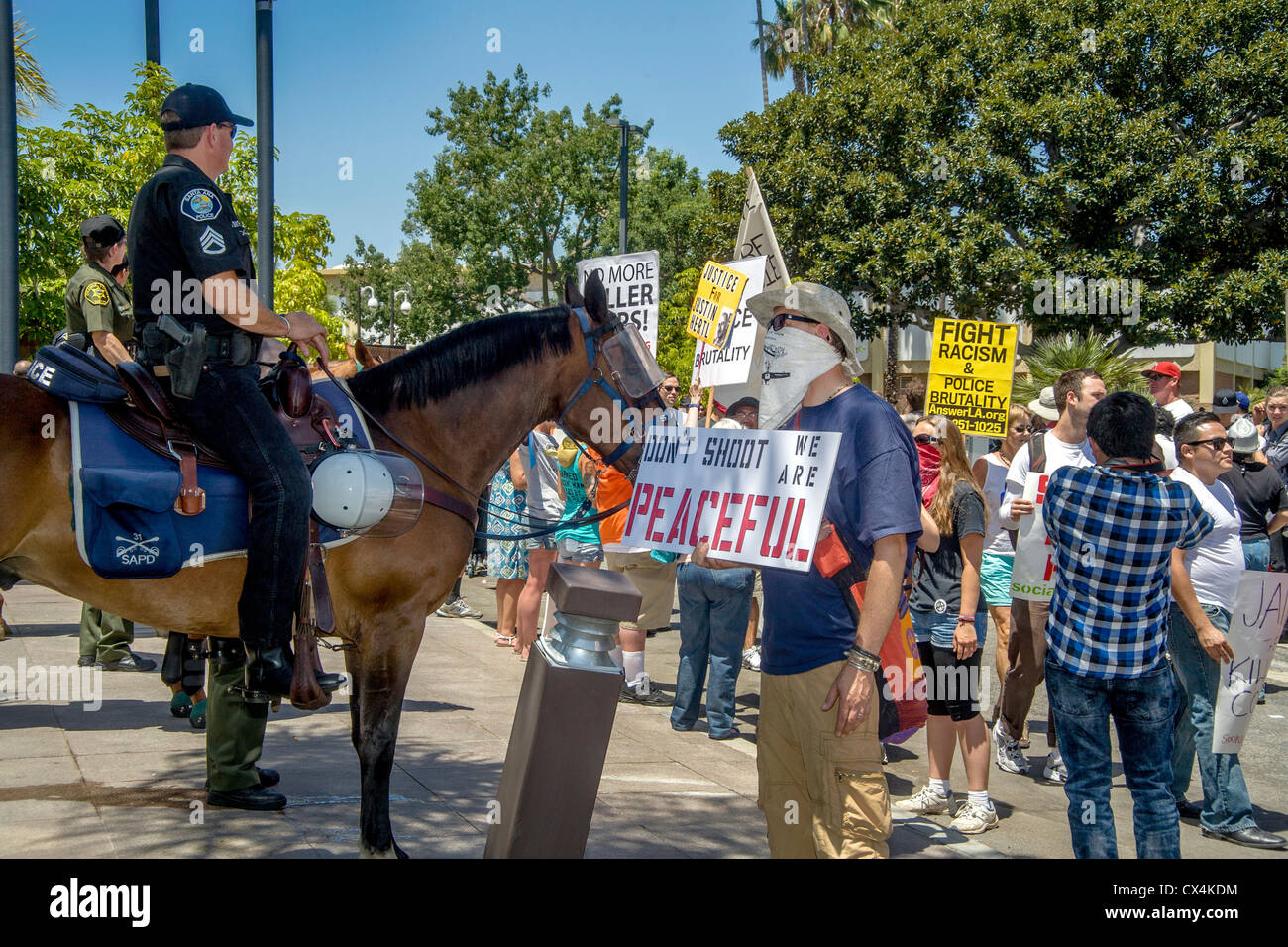 Protest banners posters hi-res stock photography and images - Alamy