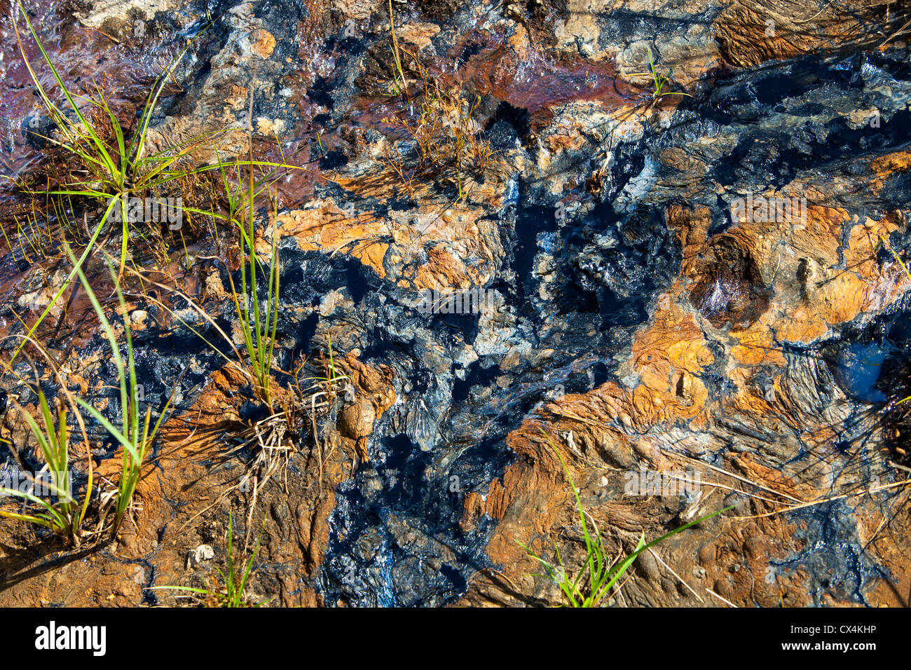 Tar sand hi-res stock photography and images - Alamy