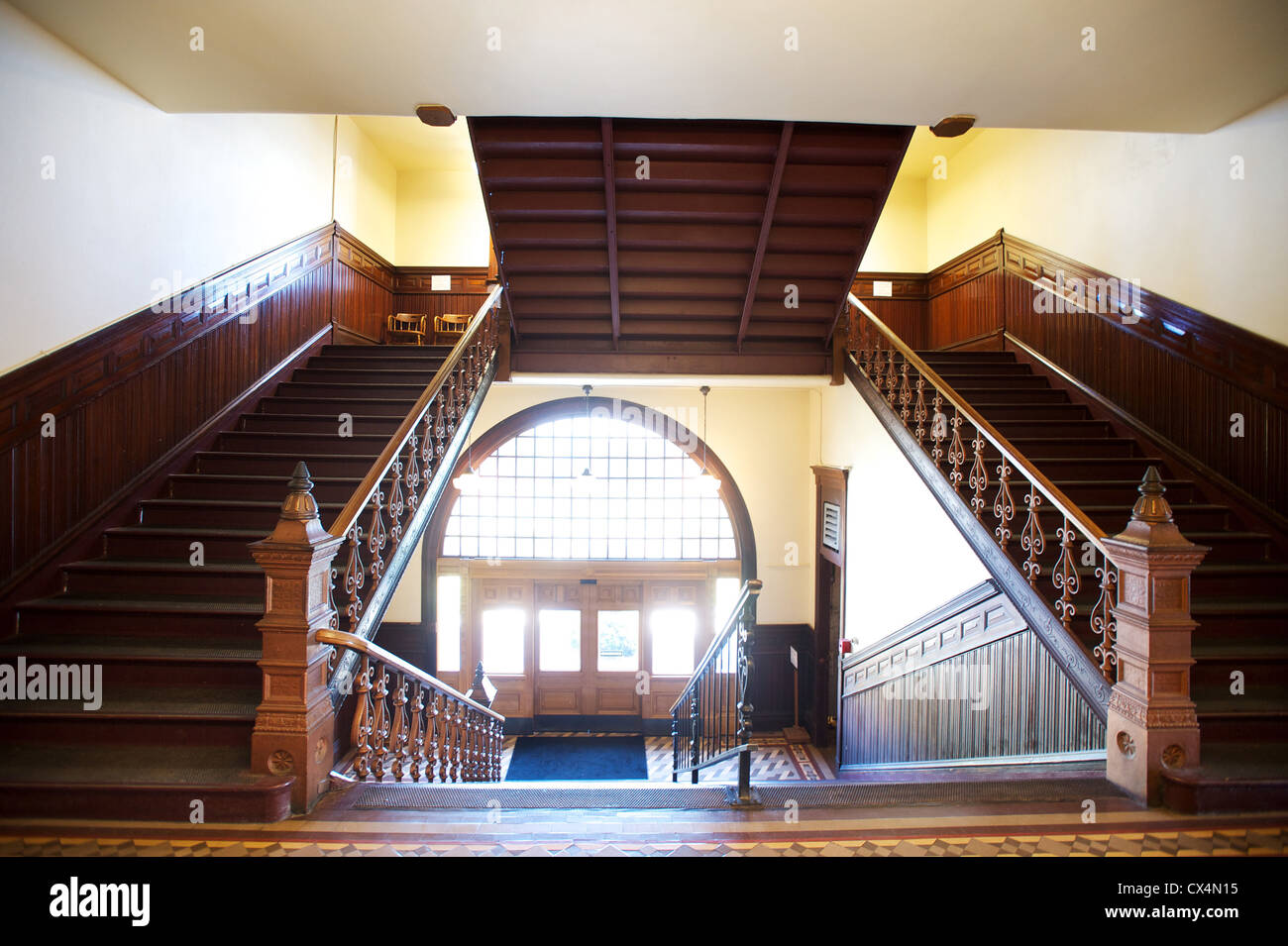 Court room usa hi-res stock photography and images - Alamy