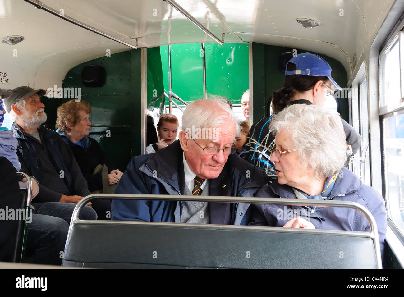 Elderly bus scotland hi-res stock photography and images - Alamy