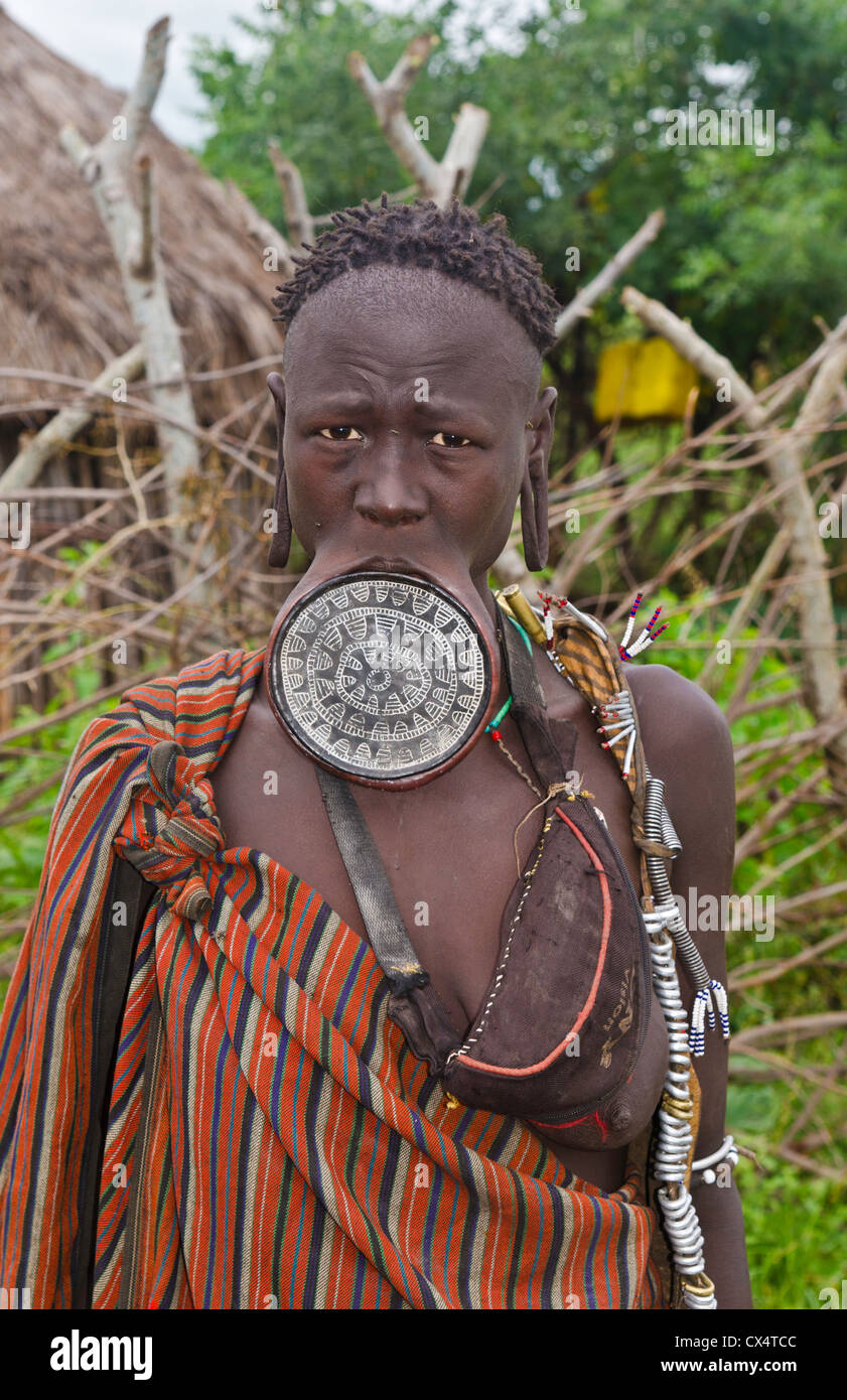 Mago National Park Ethiopia Africa Mursi Tribe Women Lower Omo Valley