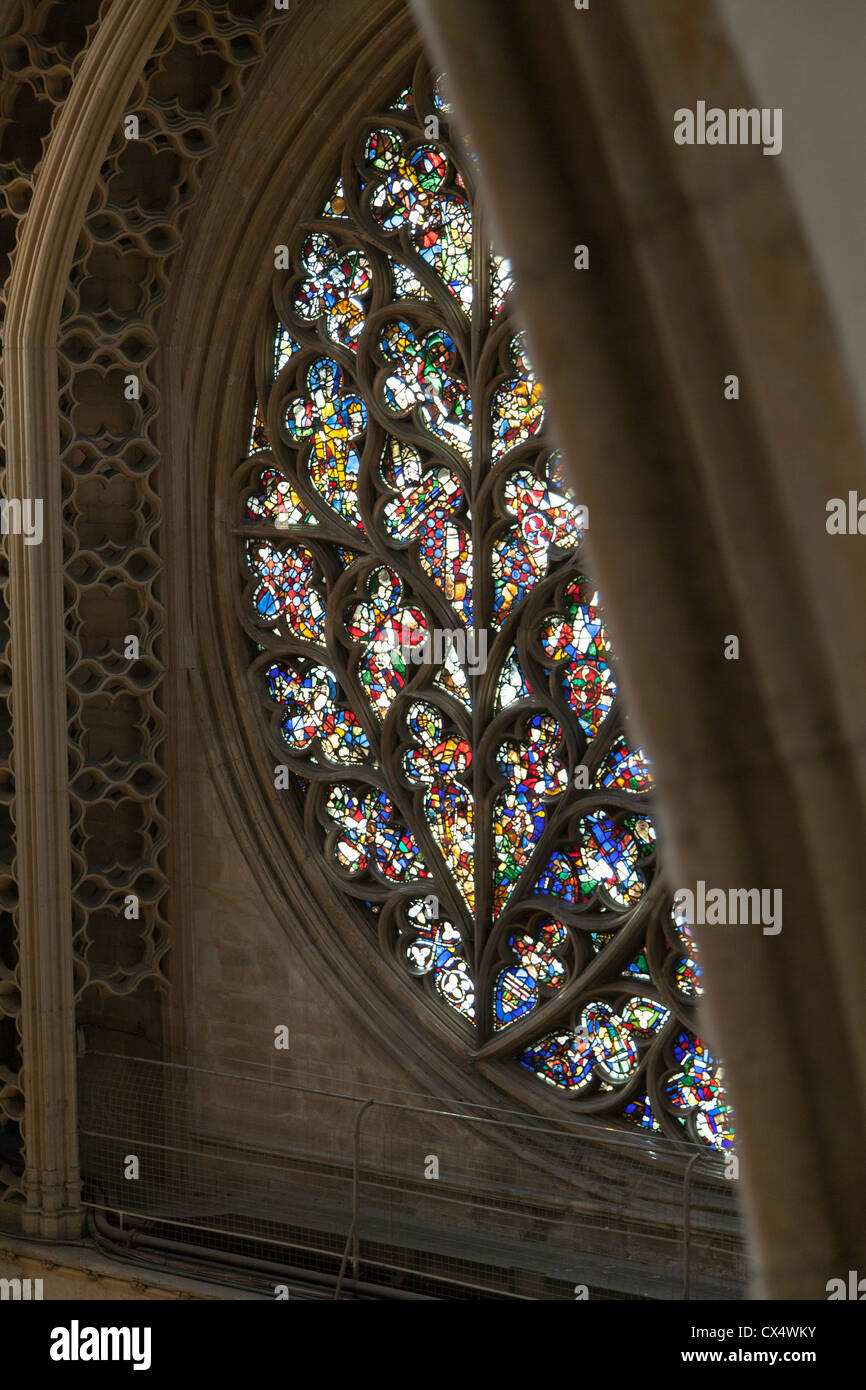 The Bishop's Eye stained glass window in Lincoln cathedral,Lincolnshire ...