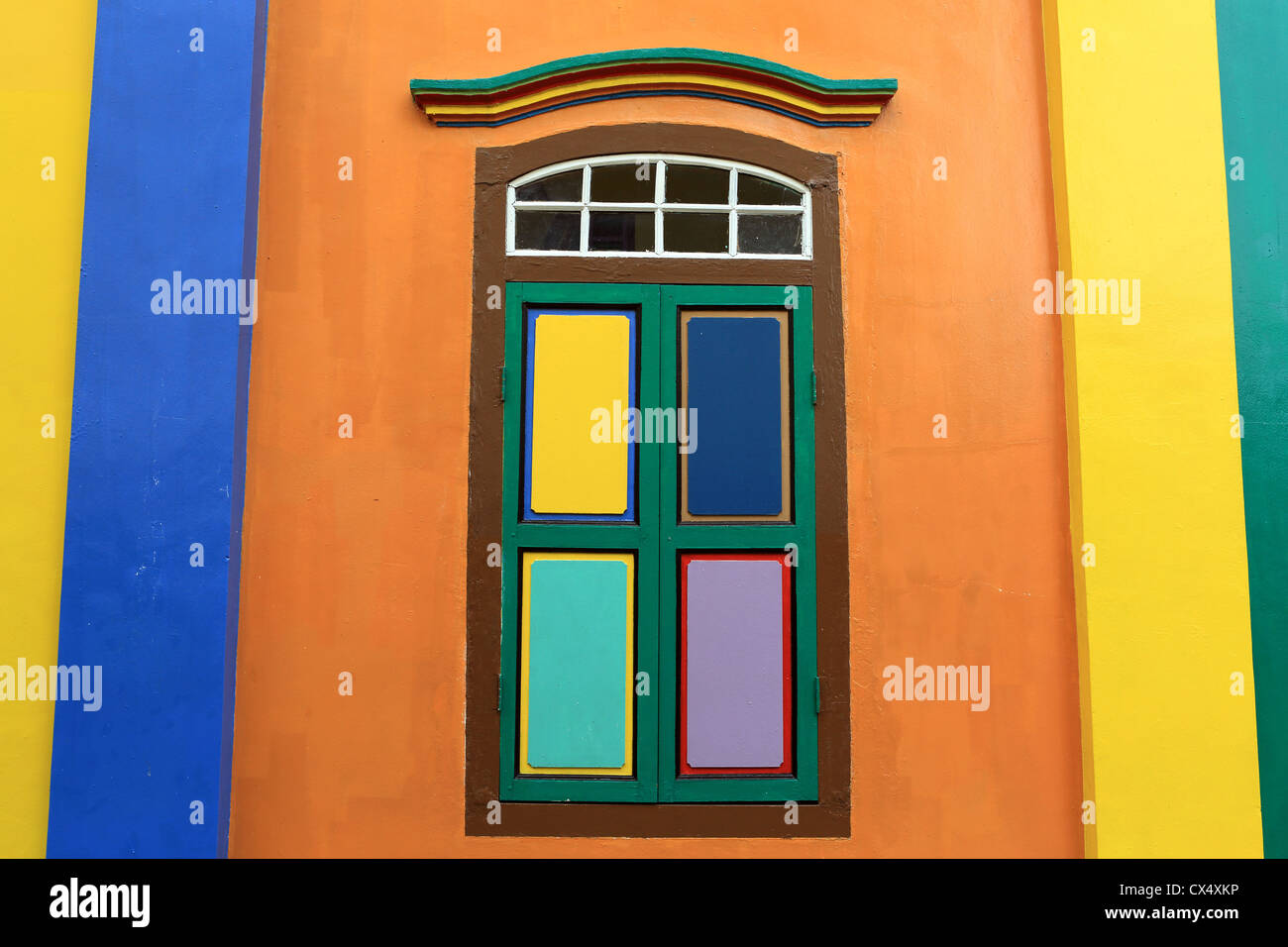 Brightly colored building in Little India, Singapore Stock Photo - Alamy