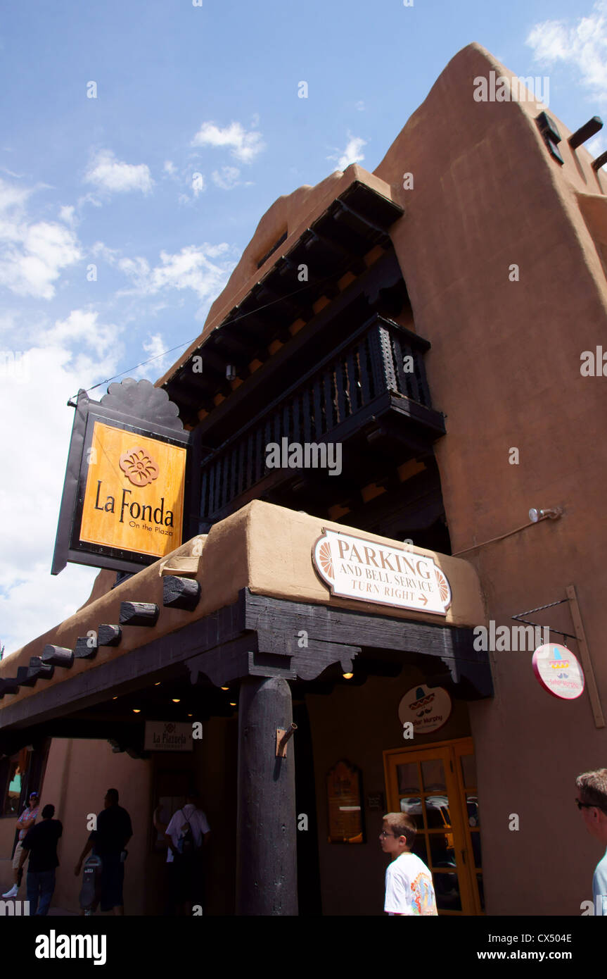 Shop front santa fe hi-res stock photography and images - Alamy