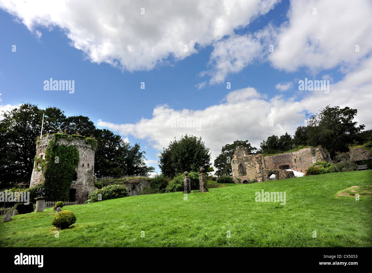 Usk Castle ruins open to the public - The Garrison Tower and Banqueting ...