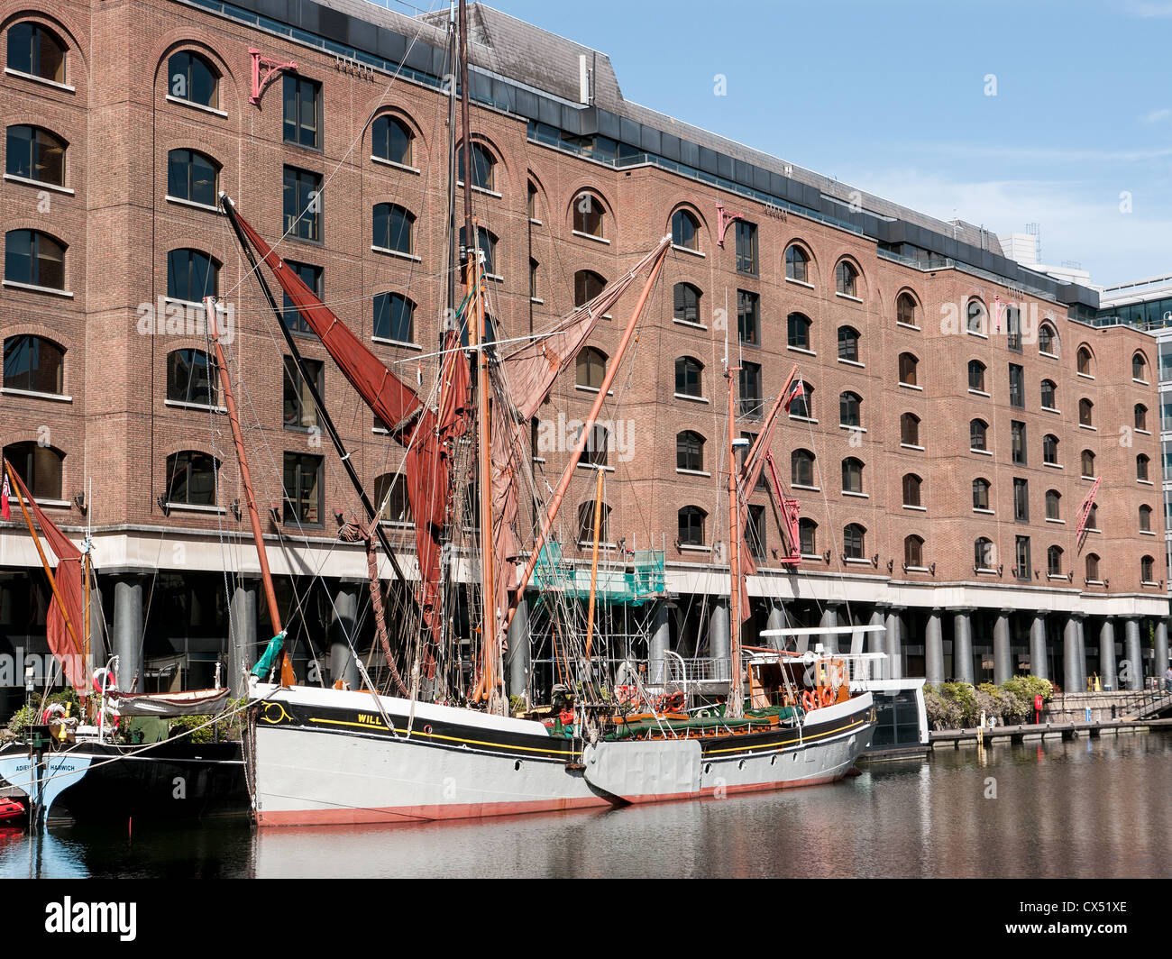 The Marina, boats and shops in St. Katherine Docks, London, UK Stock ...