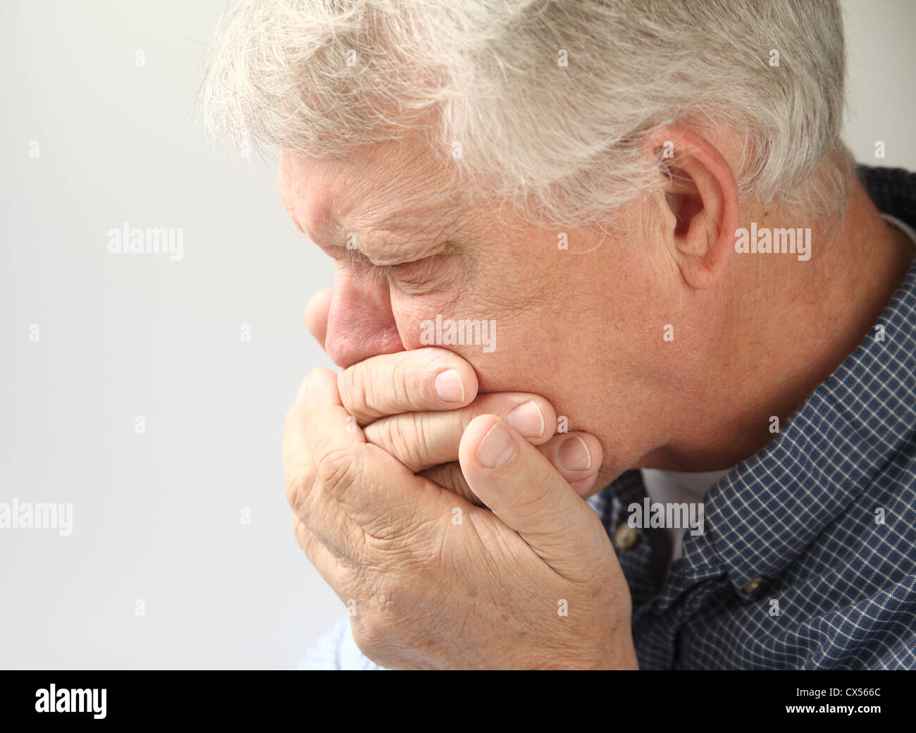Man vomiting hi-res stock photography and images - Alamy