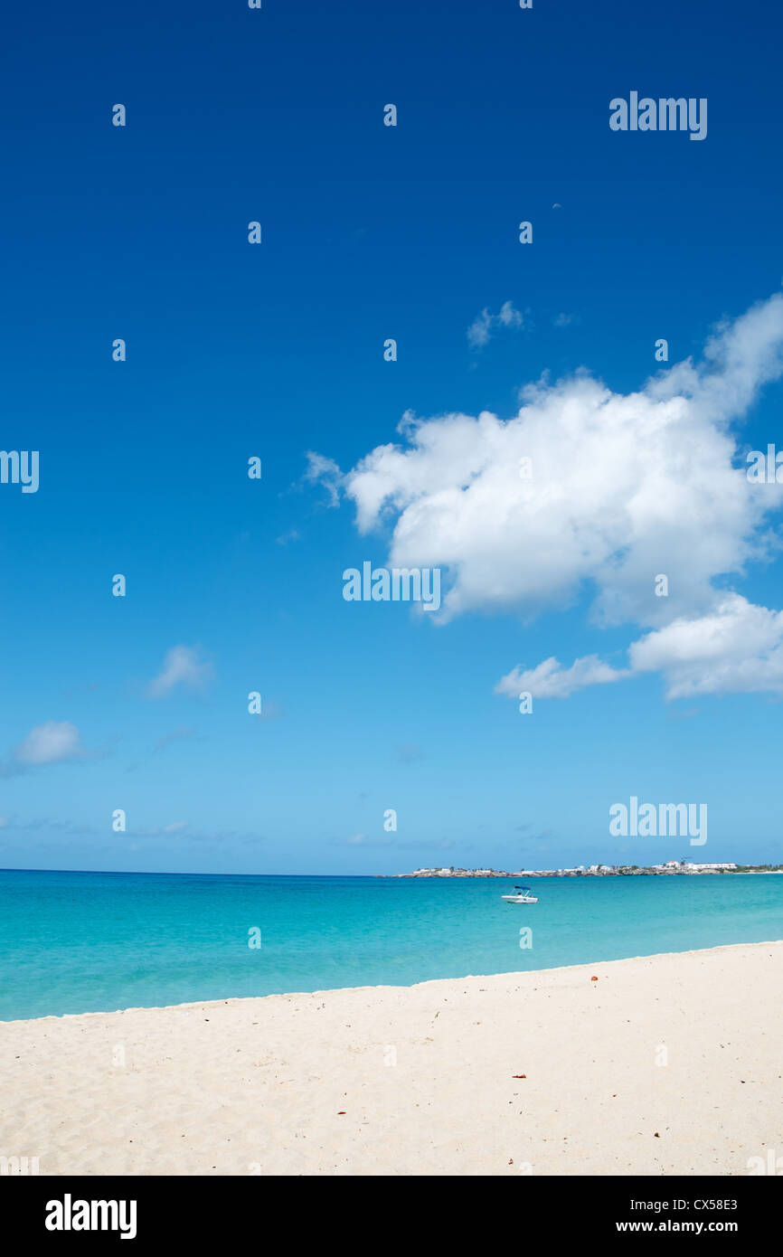 Scenery vertical hi-res stock photography and images - Alamy