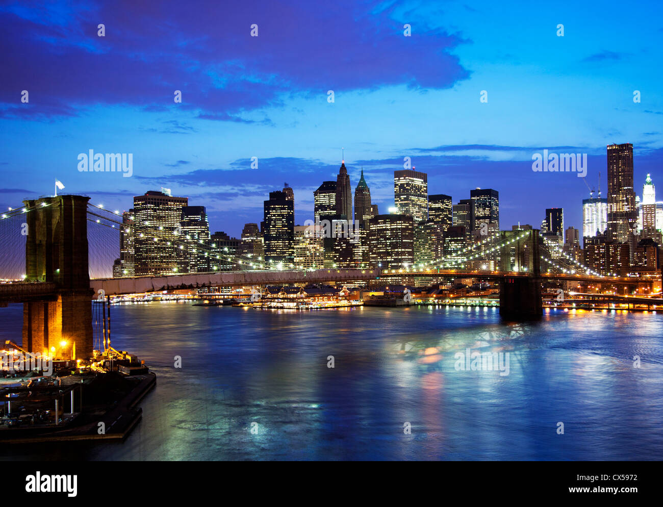 Nyc night skyline hi-res stock photography and images - Alamy