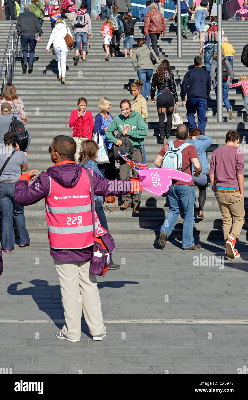 Spectator signs hi-res stock photography and images - Alamy