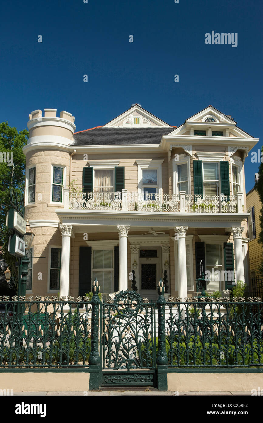 CAST IRON CORNSTALK IRON GATE CORNSTALK HOTEL ROYAL STREET FRENCH ...