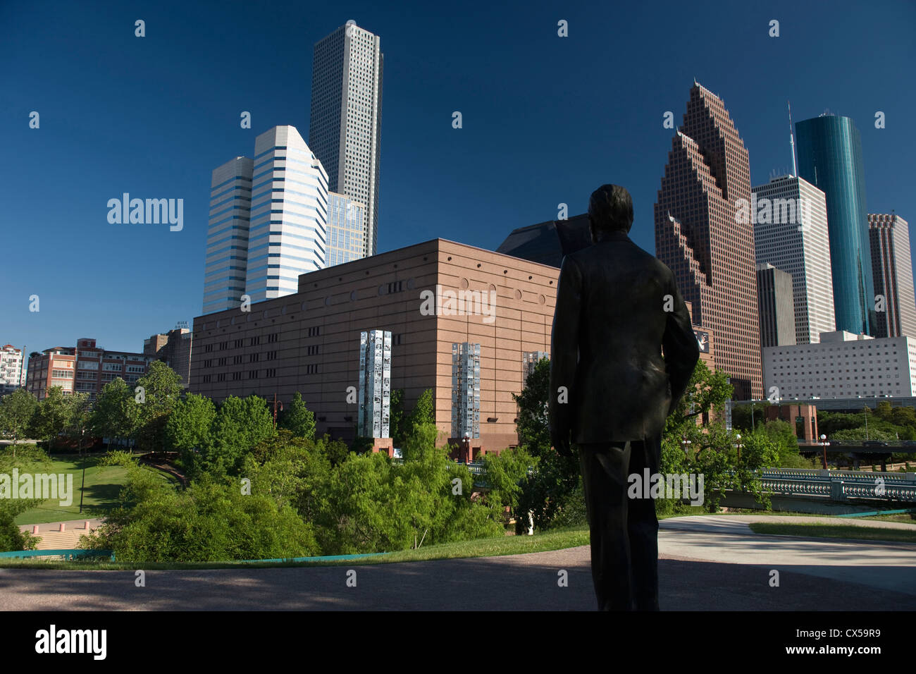 STATUE GEORGE H W BUSH MONUMENT (©CHAS FAGAN 2004) SESQUICENTENNIAL ...