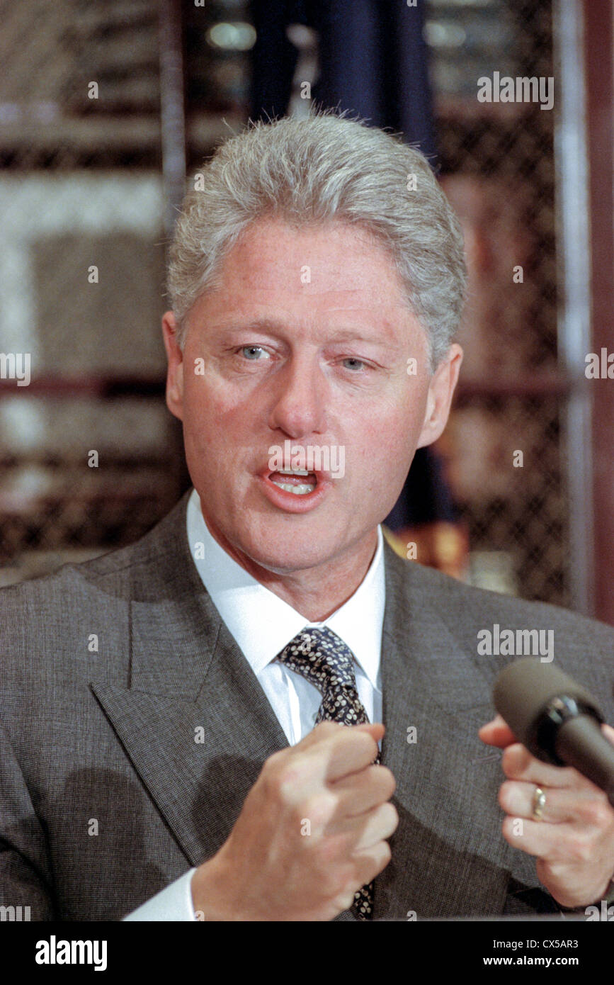 US President Bill Clinton pauses during an event at the White House ...