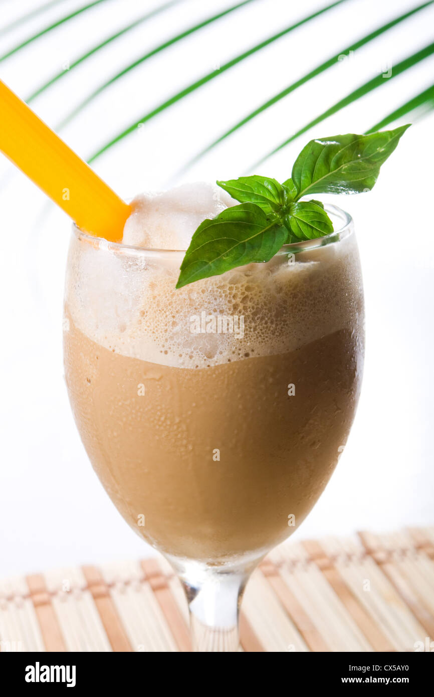 Cold coffee hi-res stock photography and images - Alamy