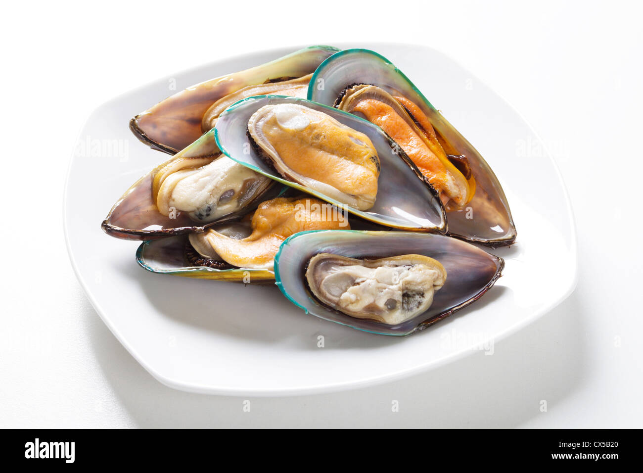 Cook mussel hi-res stock photography and images - Alamy
