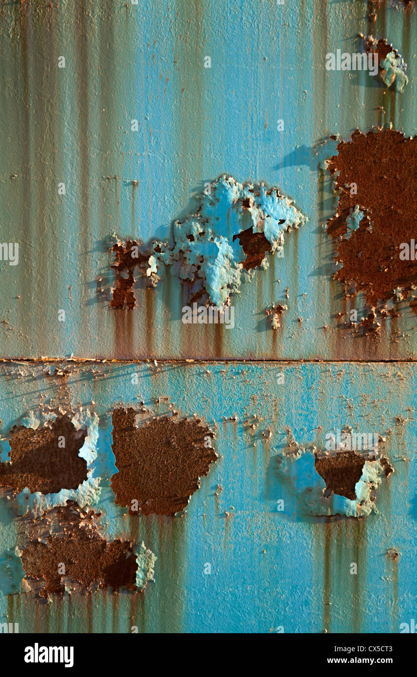 Rusted metal wall with green paint Stock Photo - Alamy