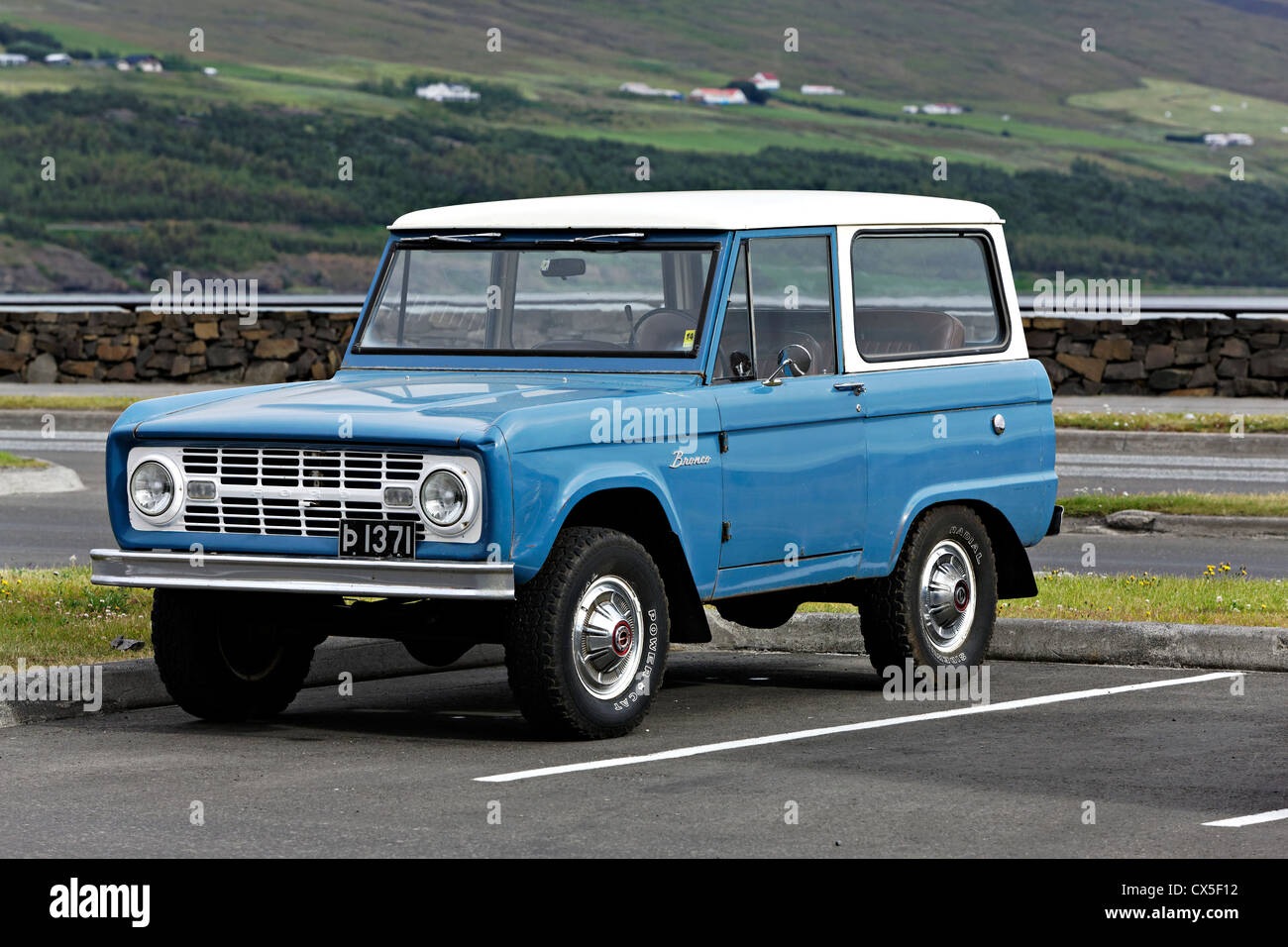 Ford Bronco 1974 Azul Abrazo 1974 Bue Ford Bronco | 1974 Classic Ford