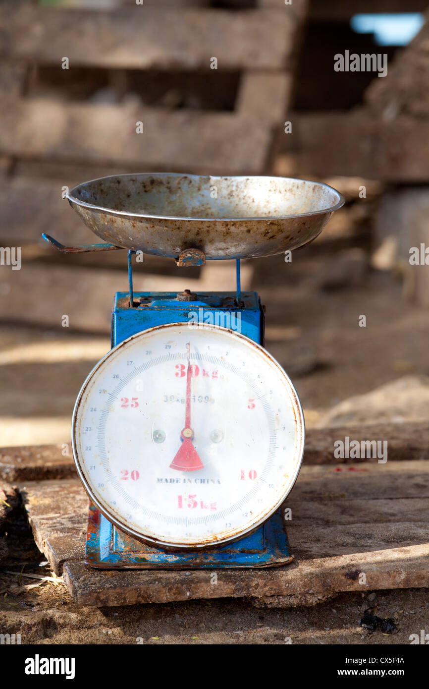 Balance used hi-res stock photography and images - Alamy