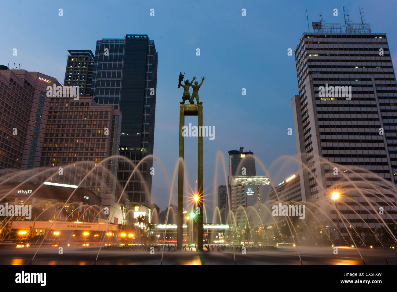 Patung sudirman hi-res stock photography and images - Alamy