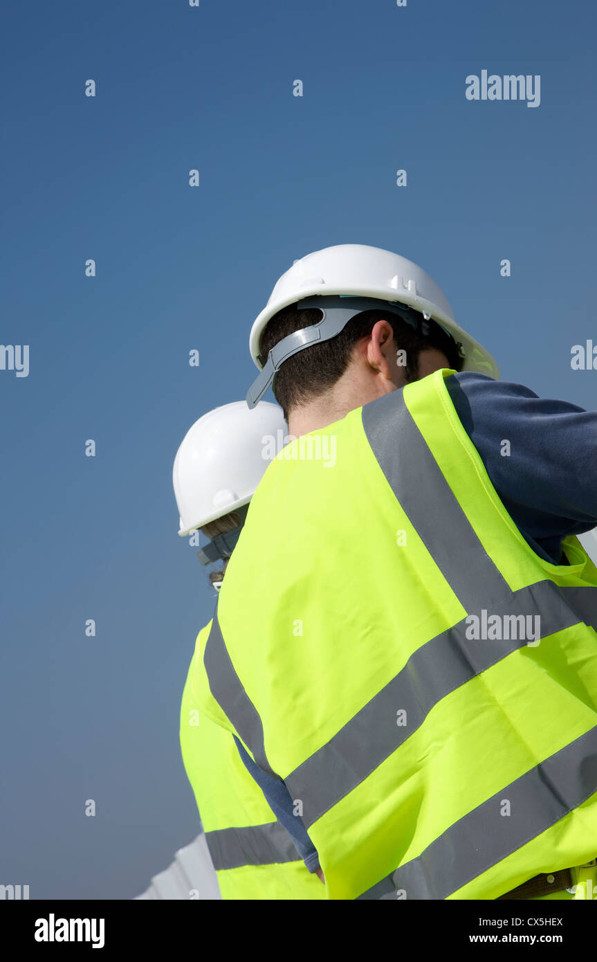 Construction worker uk ppe hi-res stock photography and images - Alamy