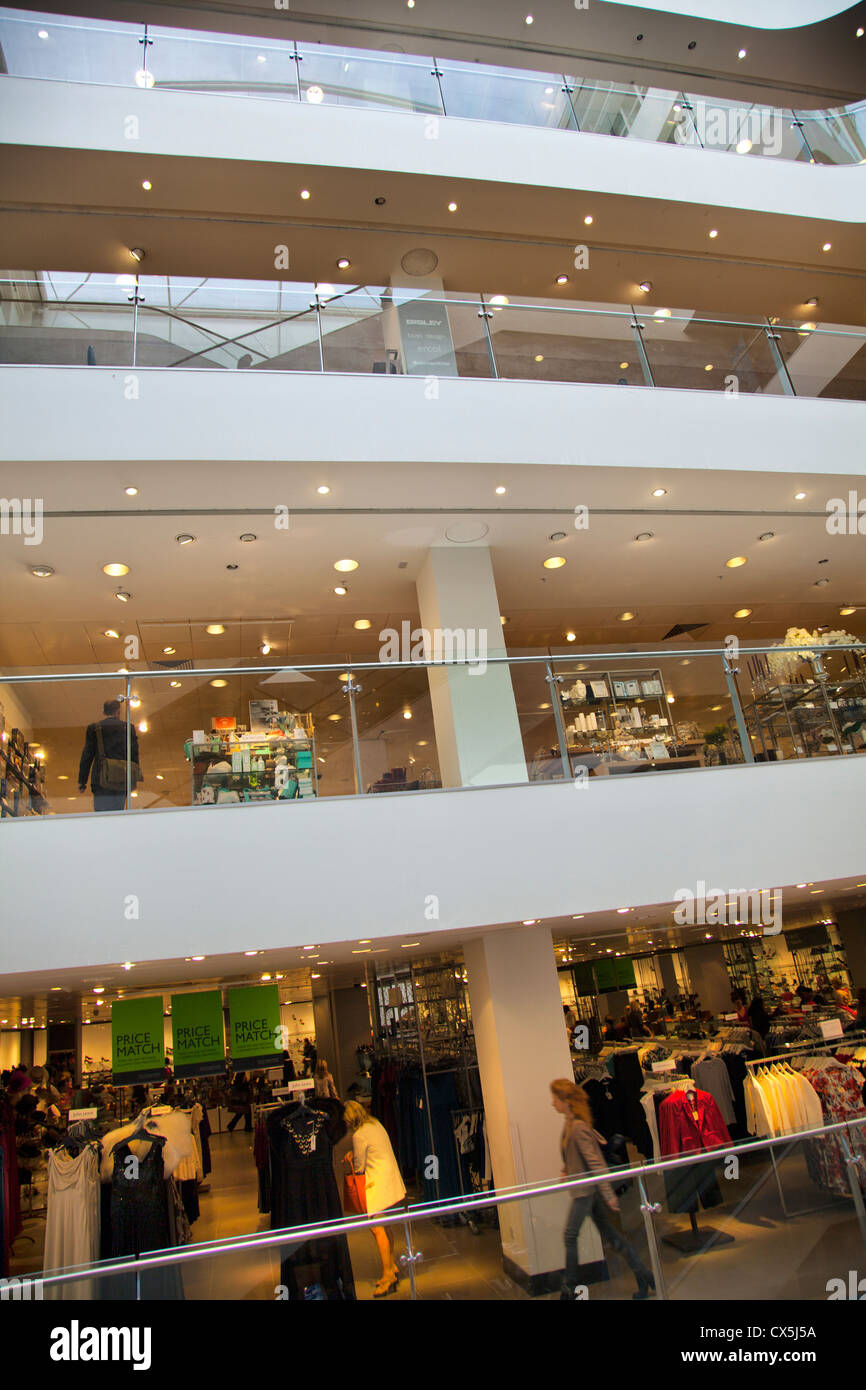 Department store interior layout hi-res stock photography and images ...