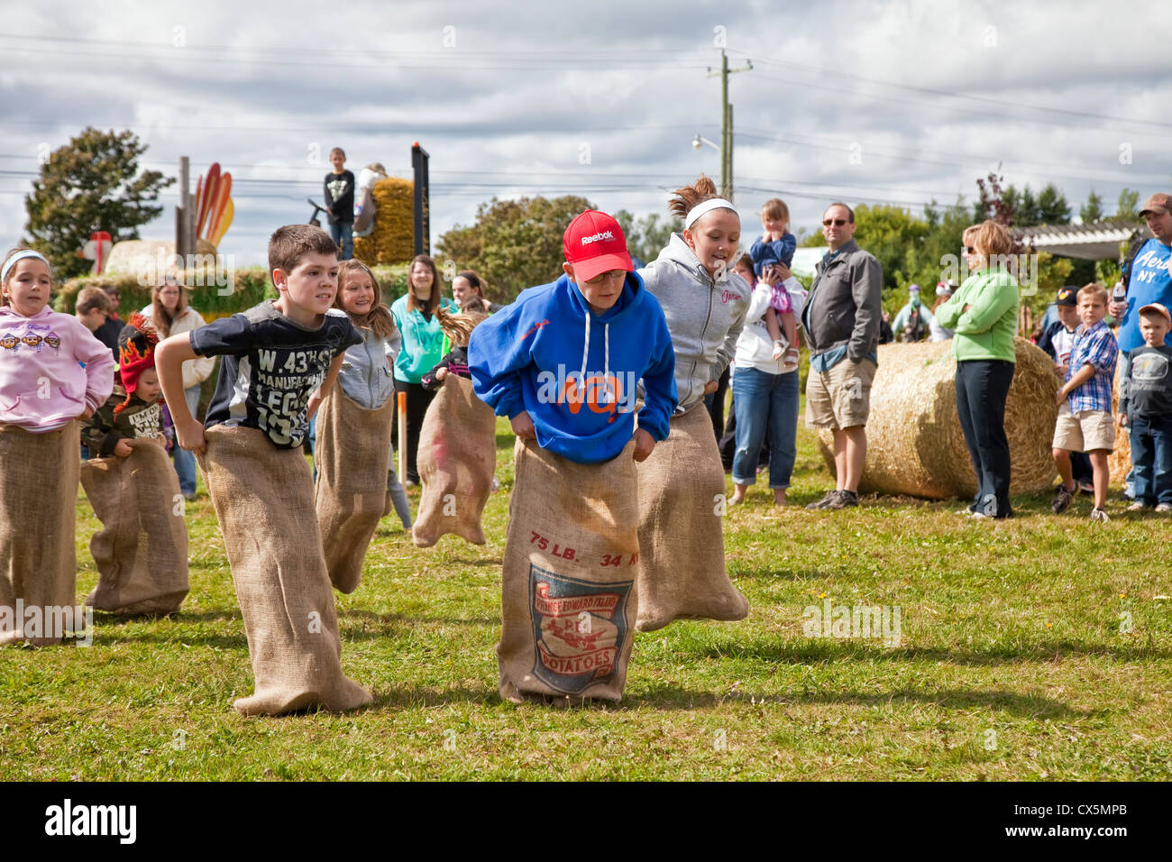 Potato sack race hi-res stock photography and images - Alamy