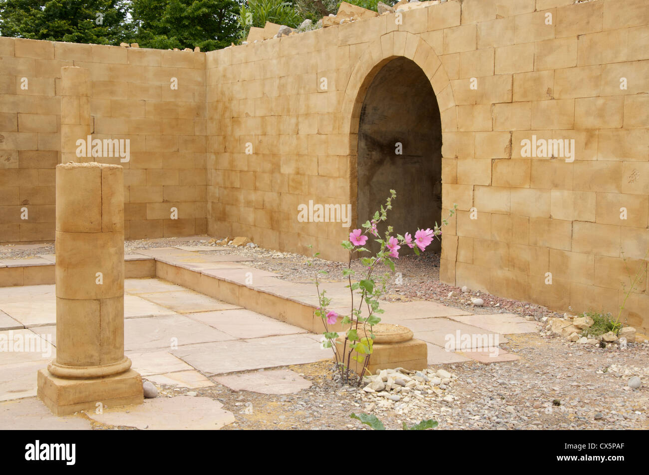 Discover Jordan garden at RHS Hampton Court Palace Flower Show 2012 ...