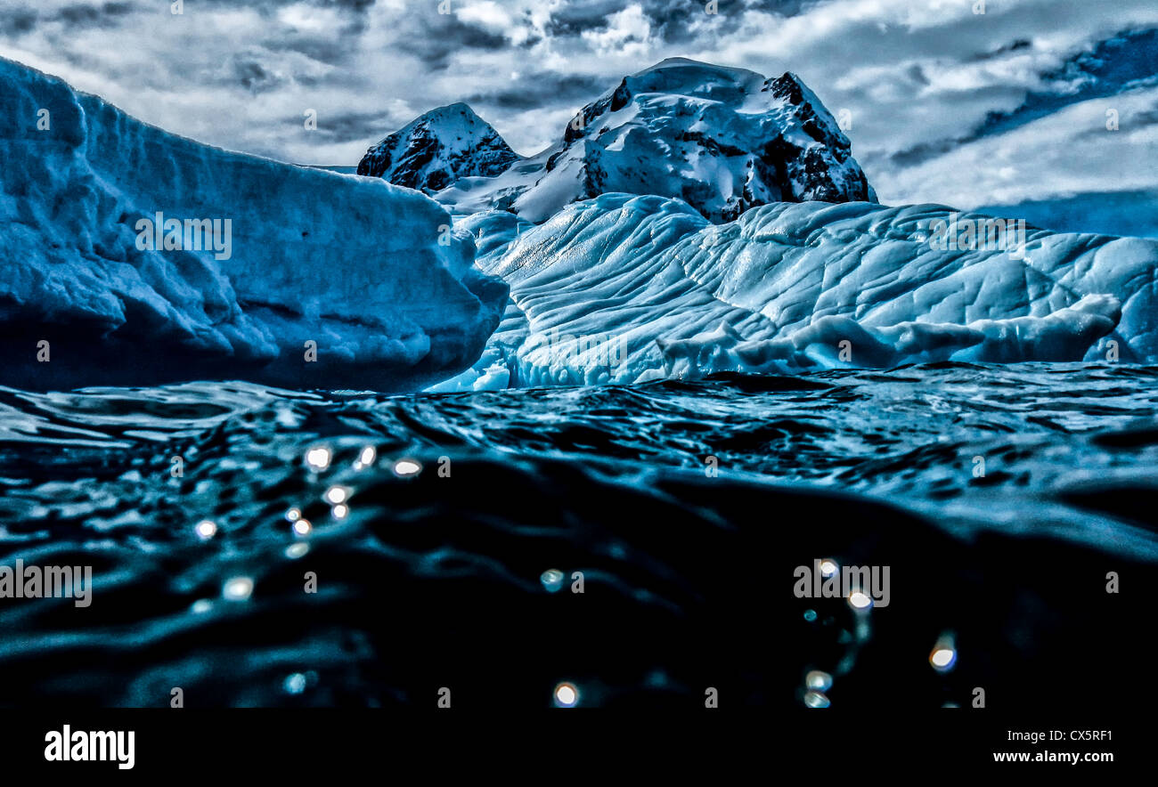Antarctica snow storm hi-res stock photography and images - Alamy