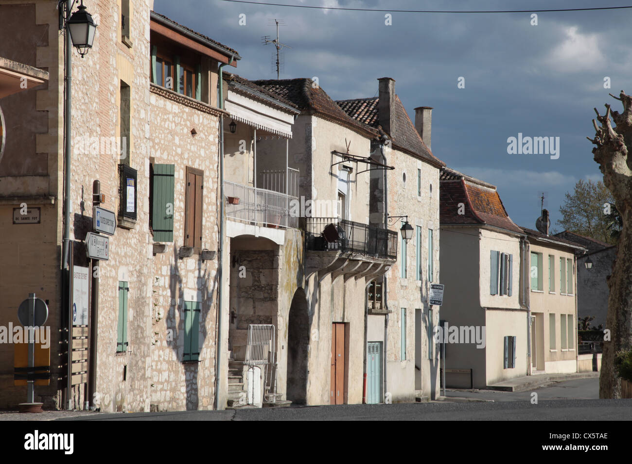 Eymet france hi-res stock photography and images - Alamy