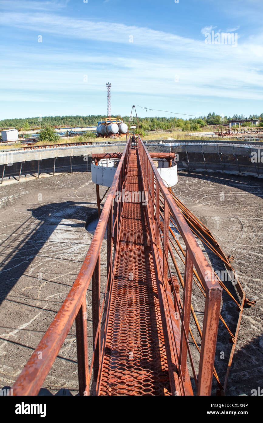 Huge circular sedimentation tank water hi-res stock photography and ...