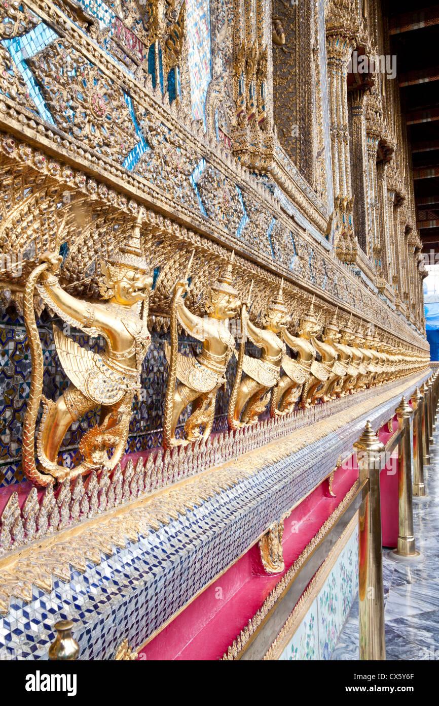 Garuda thailand asia bangkok hi-res stock photography and images - Alamy