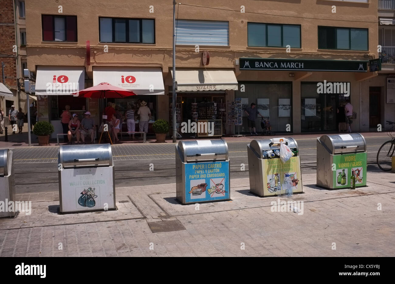 Overflow waste bins hi-res stock photography and images - Alamy